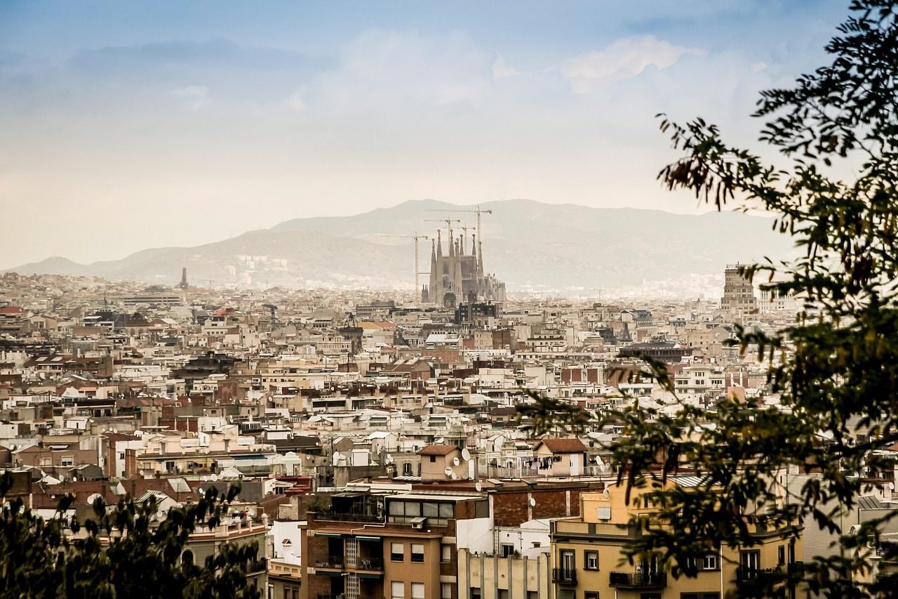 Discover the Unique Gems of Barcelona: Neighborhoods and Experiences ...